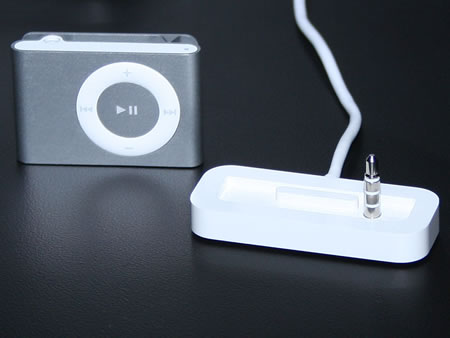 New 1GB iPod shuffle made of sleek, durable anodized aluminum ...